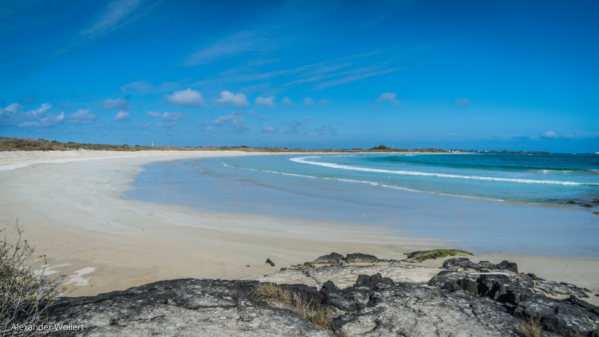 🇪🇨 The Black and White Beaches of Isabela